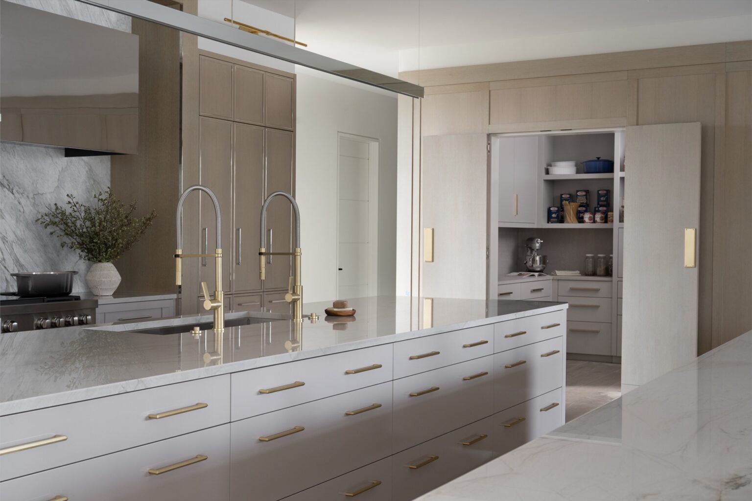Aesthetic Balance a Premier Kitchen by Conceptual Kitchens & Millwork ...